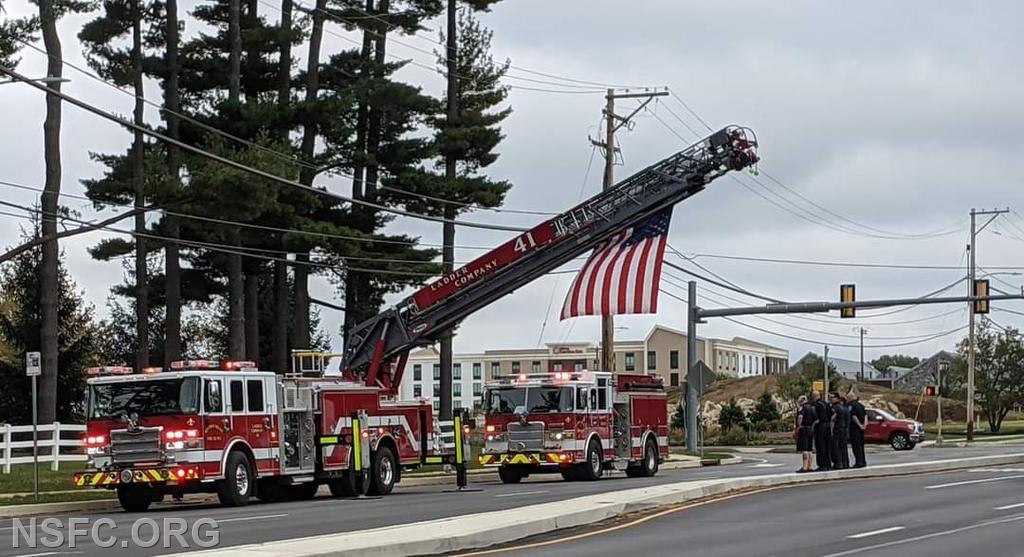 Funeral procession for Philadelphia Firefighter - Newtown Square Fire ...